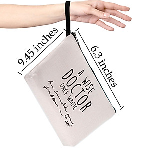 Hanamiya Na Doctor Gifts for Women, Thank You Appreciation Doctor Gifts. Funny Doctor Birthday Gifts, Christmas, Medical Graduation Gifts for Women Funny Makeup Bag-A Wise Doctor Once Wrote