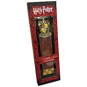 The Noble Collection Harry Potter Gryffindor Crest Bookmark