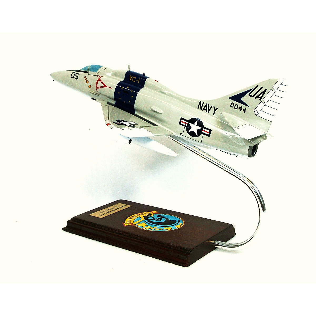 Mastercraft Collection A-4F Skyhawk USN Scale: 1/32