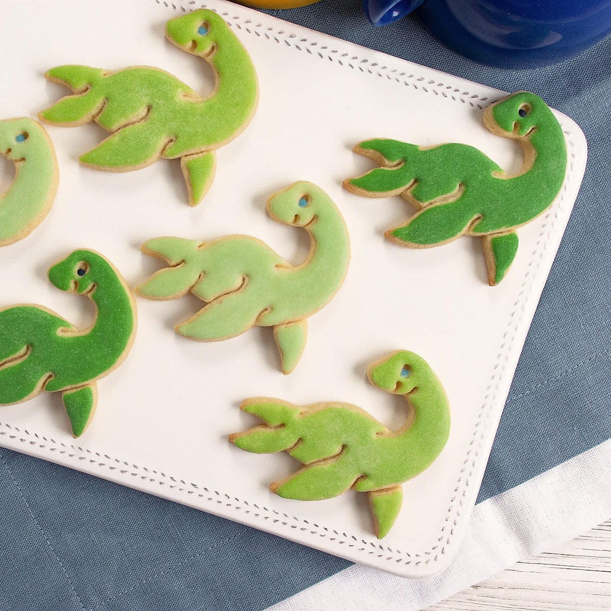 Set of 2 Loch Ness cookie cutters (Designs: Loch Ness and 3-piece Lochness), 2 pieces - Bakerlogy