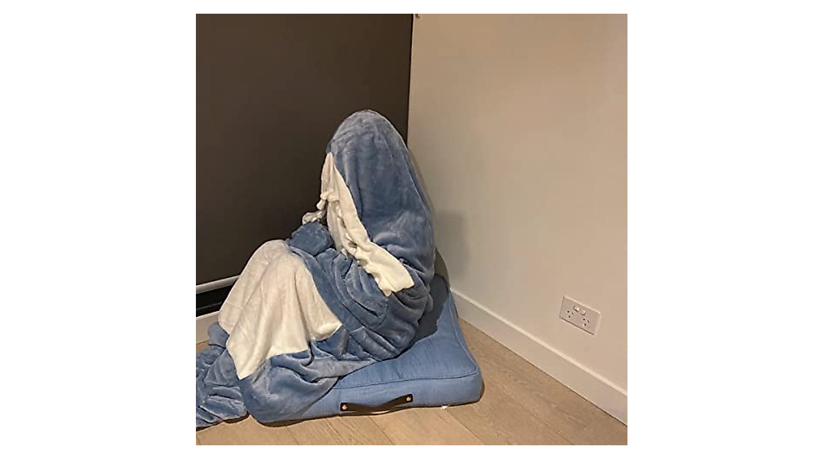 Comfy Shark Blanket Hoodie for Fun & Cozy Nights