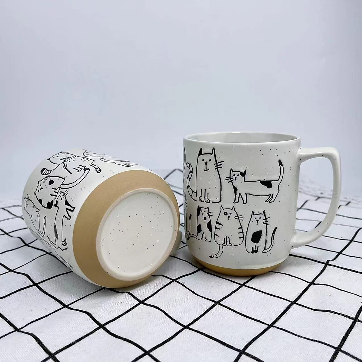 Heardbeli White-Grey Cartoon Cats Ceramic Mug with Handle Coffee Mug 550ml/18.6oz. Cute Funny Novelty Vintage Gift Hand Painted