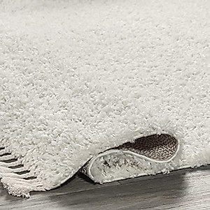 nuLOOM Neva Modern Tasseled Shag Area Rug, 5' 3" x 7' 7", Ivory