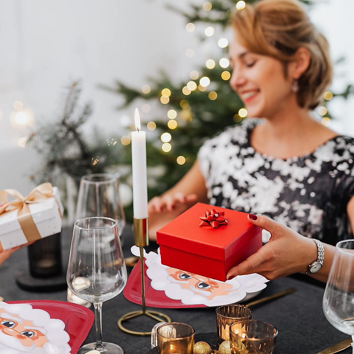 WBCBEC 24 Pieces Santa Christmas Themed Paper Plates Disposable Christmas Party Paper Plates Dinnerware Plates for Christmas Party Winter Season Dishware Holiday Baking Cookie Plate, 8.4 x 7.0 Inches