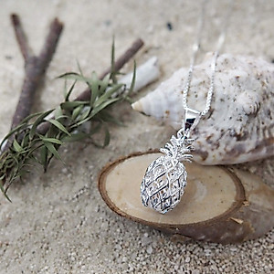 Sterling Silver Medium Pineapple Pendant Necklace, 16+2" Extender