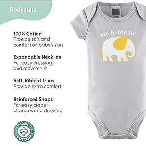 The Peanutshell Baby Layette Gift Set for Boys or Girls - 23 Piece New Born Unisex Gift Set, Baby Clothes & Newborn Essentials Must Haves - Newborn Clothes 0-3 Months - Safari Themed