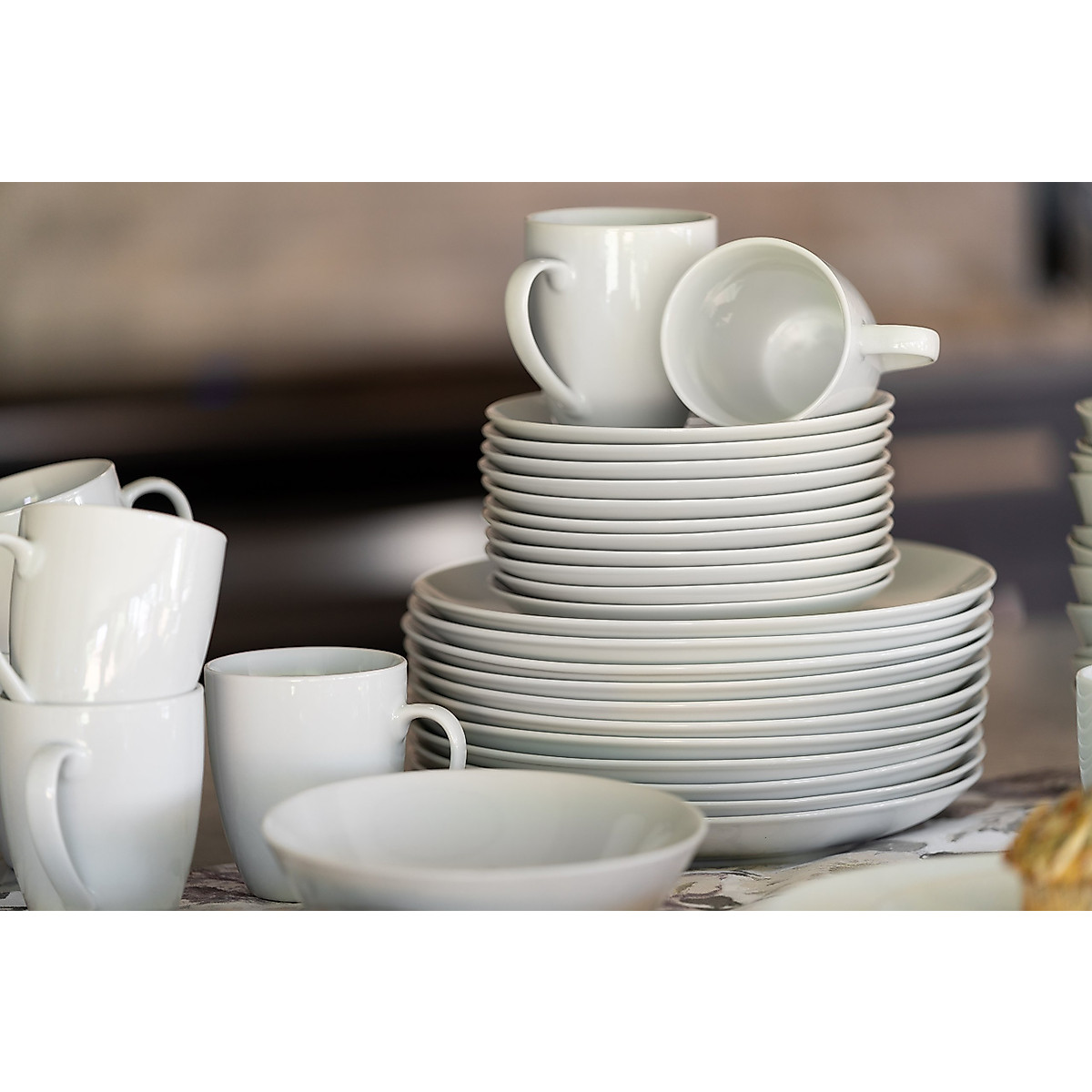 10 Strawberry Street Catering Sets of 12