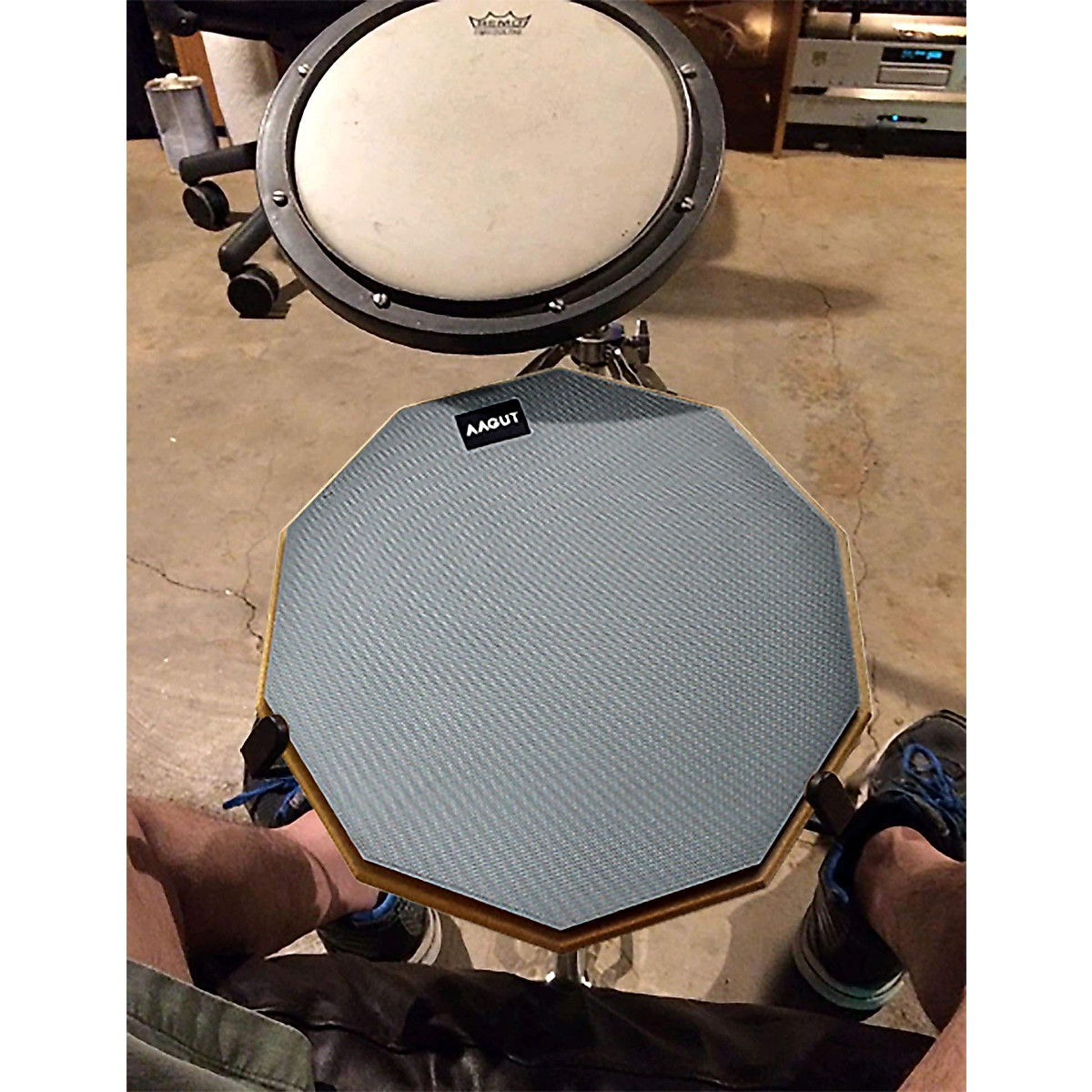 AAGUT Practice Pad with Drum Sticks Set, 12 Inch Marching Band Bass Snare Drums Pads with 4 Hickory Classic Drumsticks and Carry Bag (Gray)