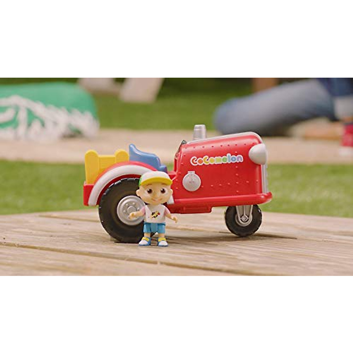 CoComelon Official Musical Tractor w/Sounds & Exclusive 3-inch Farm JJ Toy, Play a Clip of “Old Macdonald” Song Plus More Sounds and Phrases