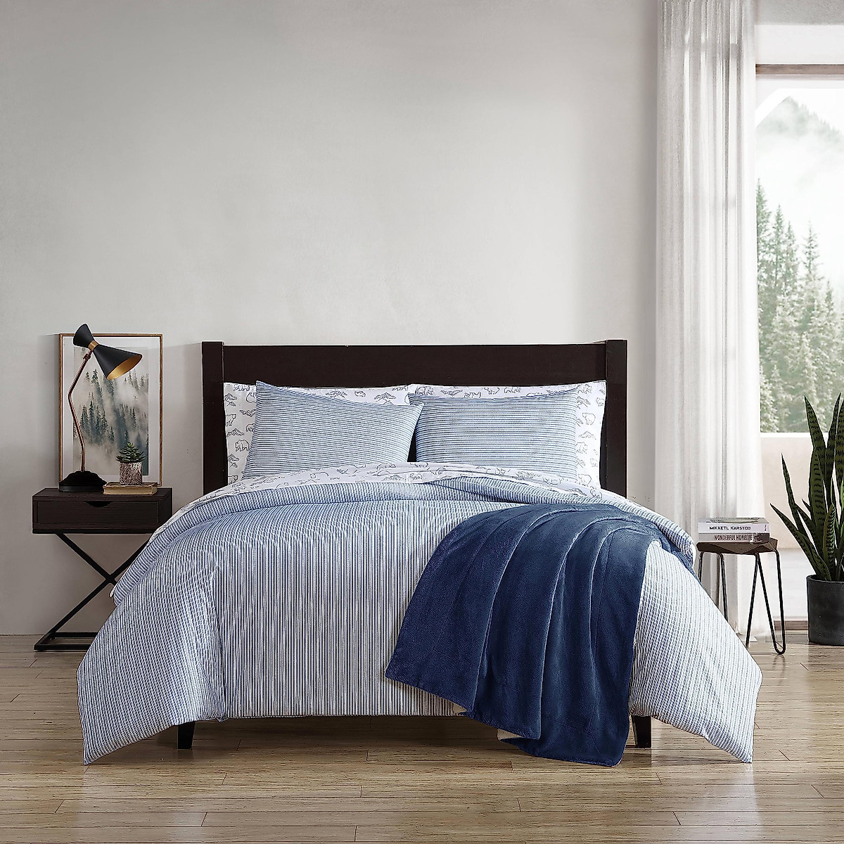 Eddie Bauer- Twin Duvet Cover Set, Cotton Bedding Set with Matching Sham(s), Casual Home Décor (Ticking Stripe Navy, Twin)