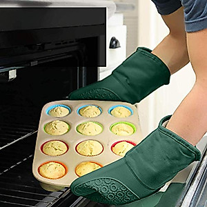 HOMWE Extra Long Professional Silicone Oven Mitt, Oven Mitts with Quilted Liner, Heat Resistant Pot Holders, Flexible Oven Gloves, 1 Pair (Green, 13.7 inch)