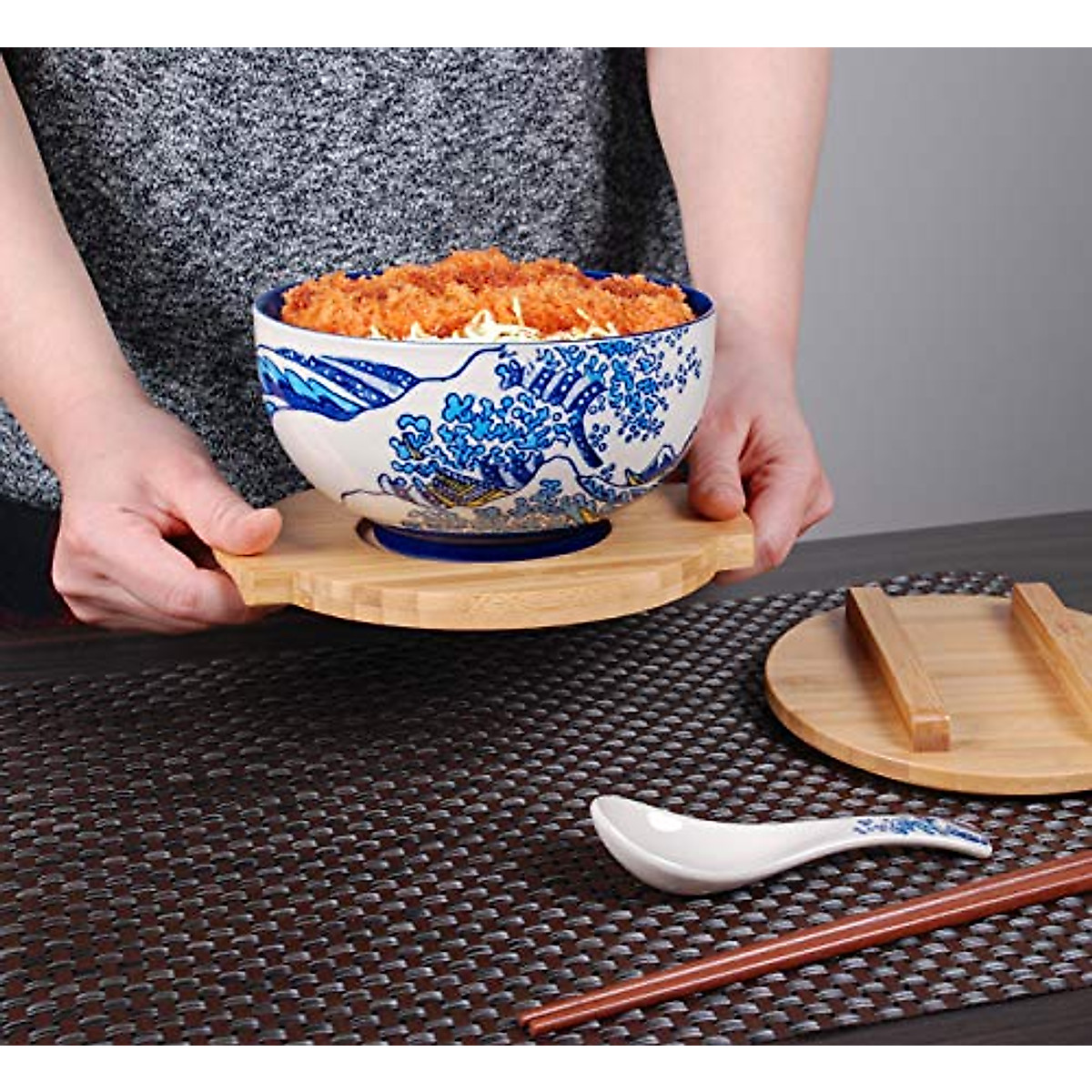 Hinomaru Collection Japanese Kamameshi Style Rice Noodle Bowl with Bamboo Lid Trivet Chopsticks and Porcelain Spoon Bowl Set (Hokusai Wave)