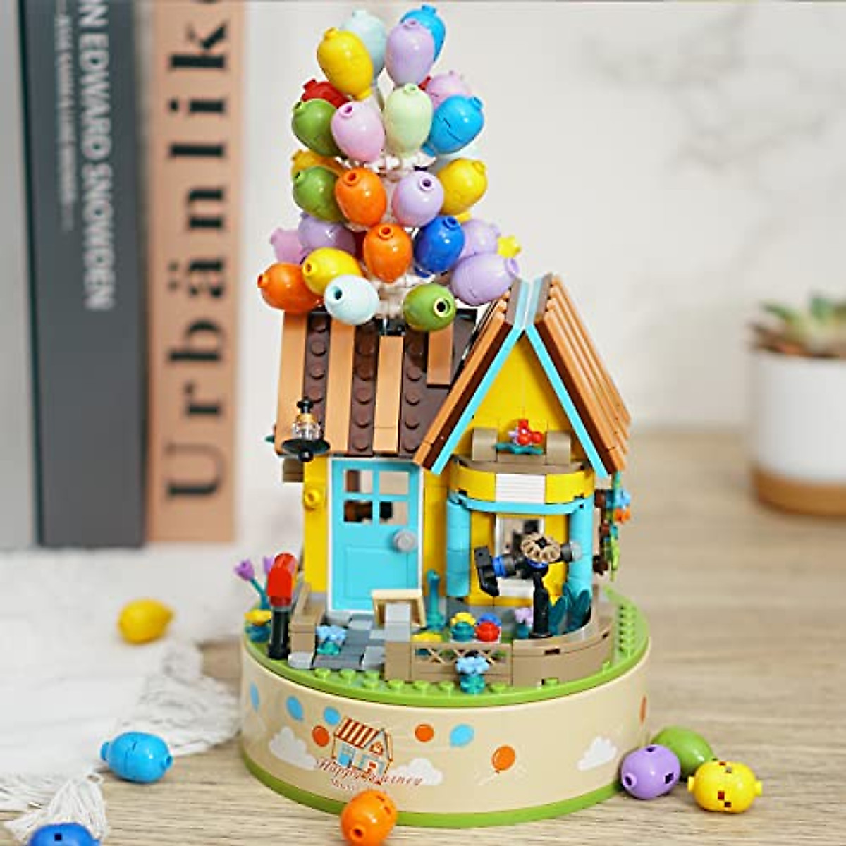 QLT Balloon Up House Music Box Building Block for Adults Girls Age 8-14 Yrs (528 PCS) Compatible with Lego Disney, Girls Toys for Valentine and Birthday Gifts