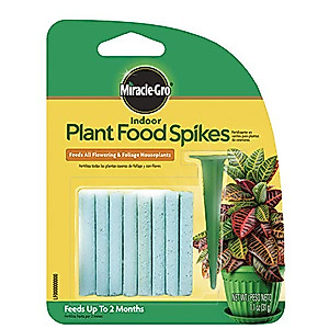Miracle-Gro Indoor Plant Food Spikes, Includes 24 Spikes - Continuous Feeding for all Flowering and Foliage Houseplants - NPK 6-12-6