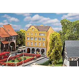 Faller 232177 N Scale 1:160 Kit of Town House with archways - New