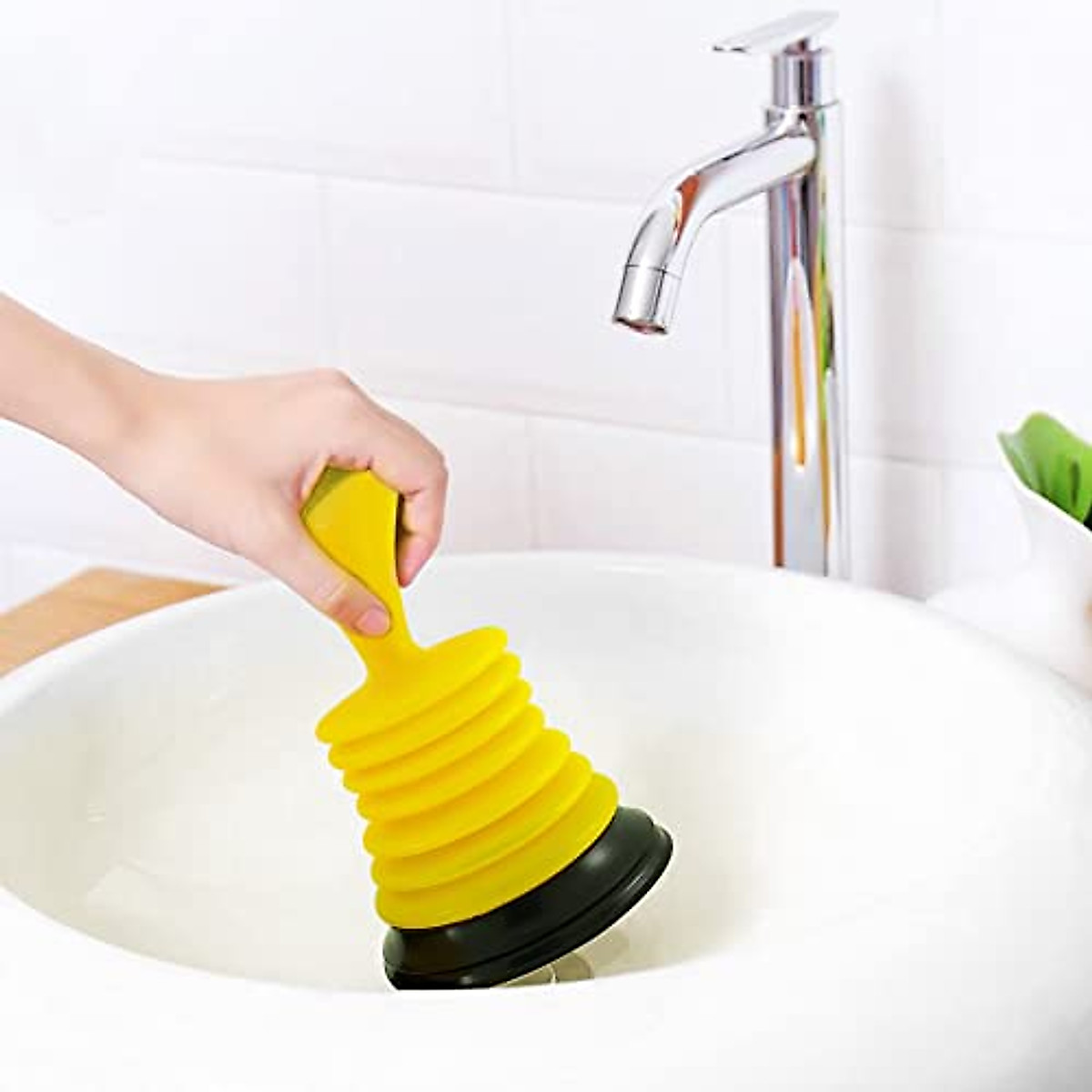 Meadow Lane Small 7" Sink Plunger - Mini Clog Remover for Kitchen & Bathroom Sink Drains - Hand Ergonomic, Space-Saving & Powerful Suction - Universal Fit for Home or Commercial Use, Yellow