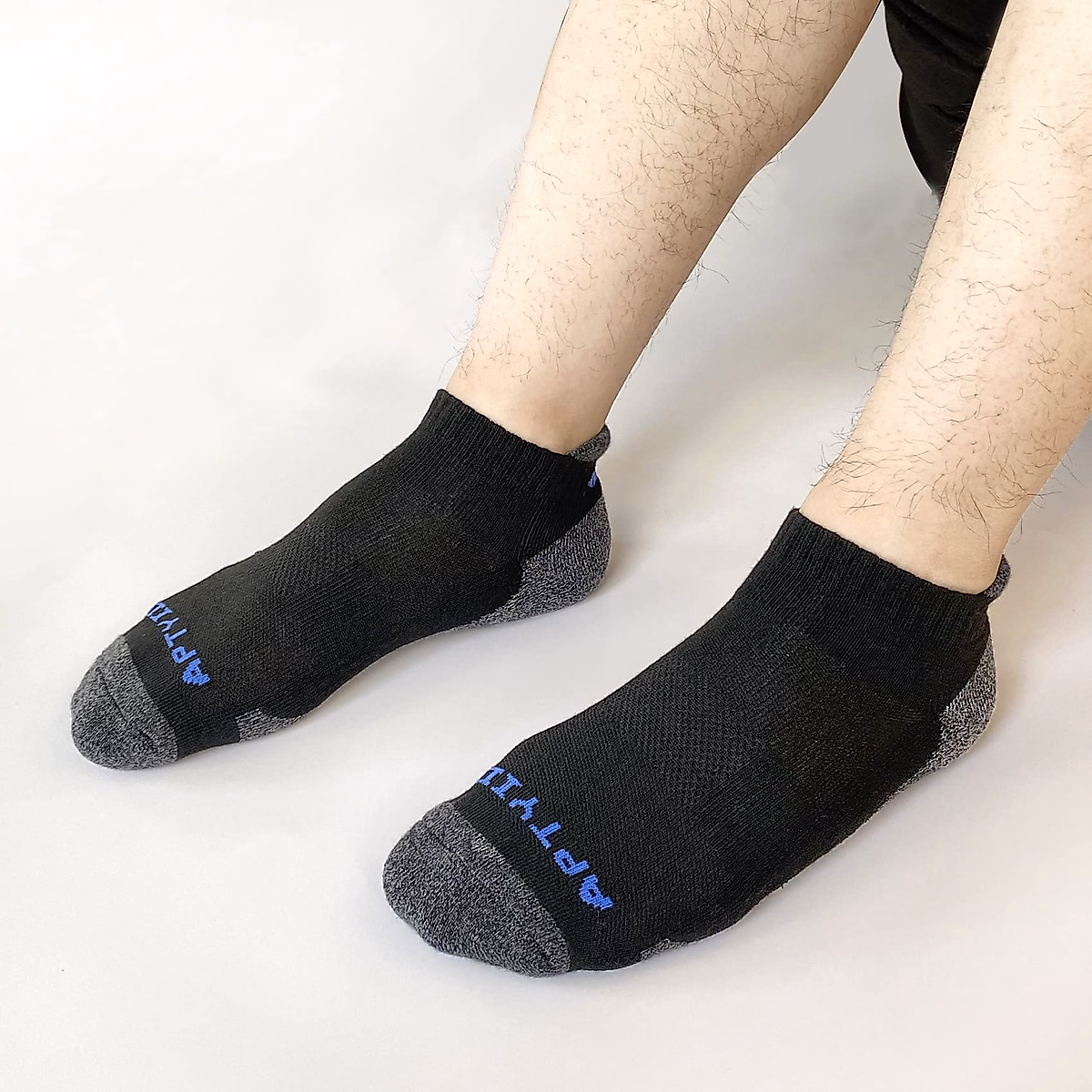 APTYID Men's Performance Cushion Ankle Athletic Running Socks, Black, Size 9-12, 6 Pairs
