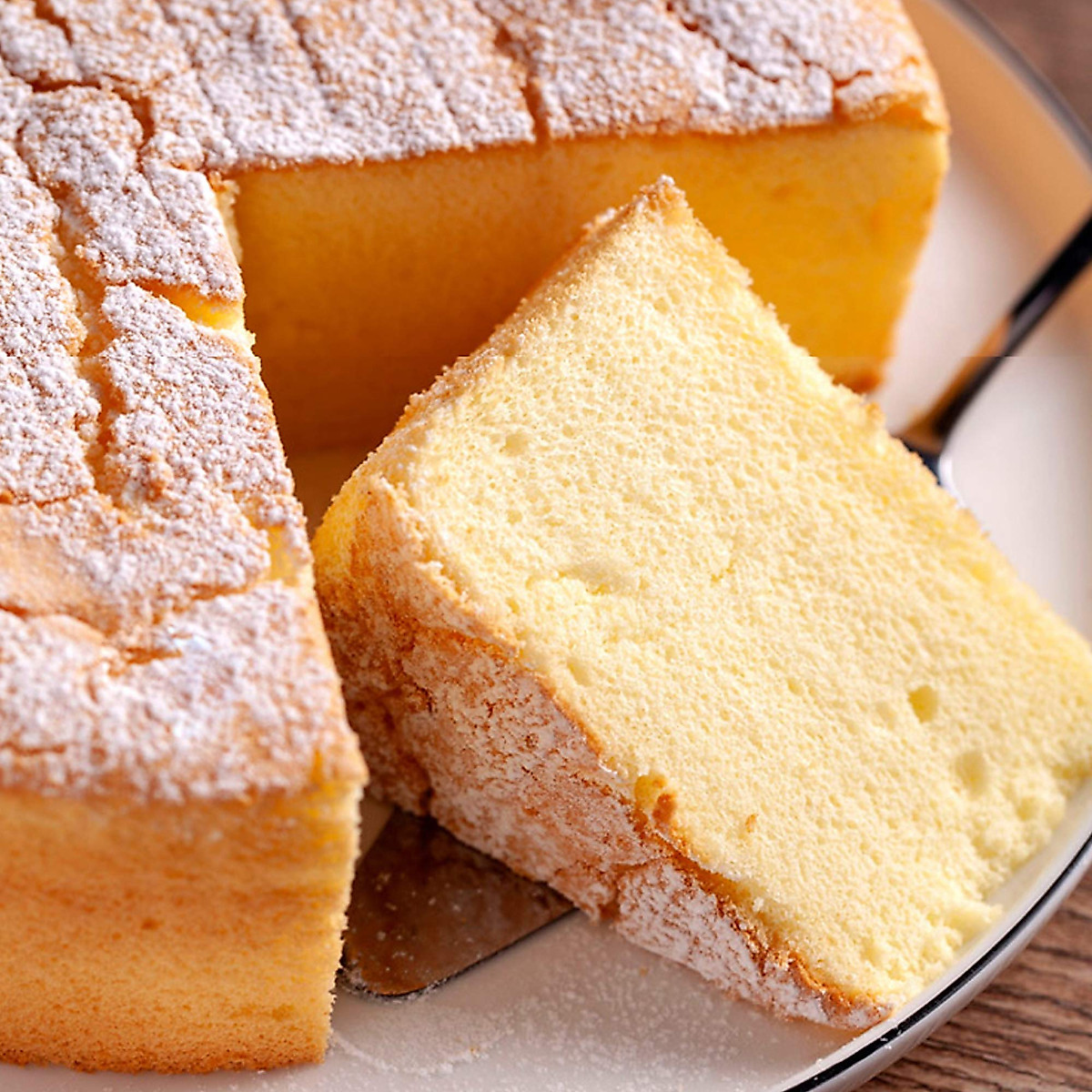 ZETEMC 4.5 Inch Mini Springform Pan, Set of 5 With 100pcs Wax Paper, Small Nonstick Cake Pan for Mini Cheesecakes, Pizzas and Quiches