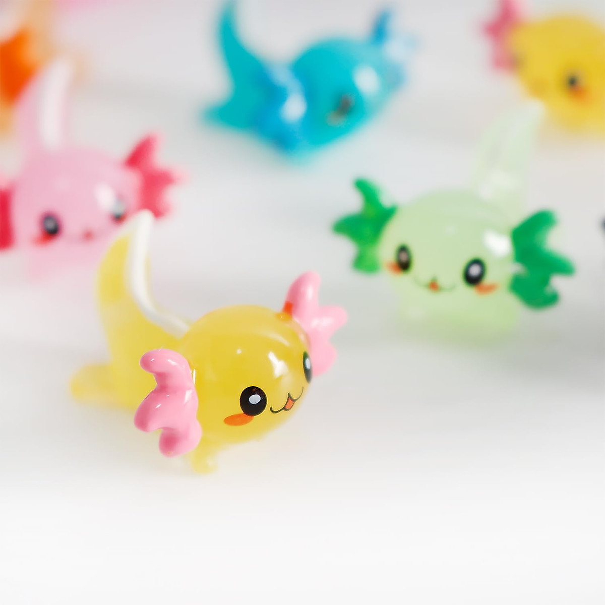 Mini Resin Axolotl Figurines - 30PCS Colorful Animal Decor