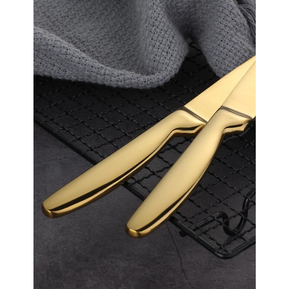 Steak Knife Set, 4-Piece Serrated Steak Cutlery Steak Knife, Gold Stainless Steel Steak Cutlery Knife for Home, Restaurant, Hotel, 22cm