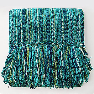 LEXAREY Rustic Farmhouse,Boho Style,Red Chenille Knitted,Home Decorative Bed Throw Blanke with Tassels,Lightweight Soft Cozy Woven Blanket for Chair,Couch,Picnic,Camping, Beach,50x60 Inch (Green)