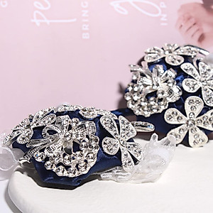 WANLIAN Wrist Corsage with Peal and Rhinestone Corsage and Boutonniere Set for Wedding,Prom,Party (Silver Navy Blue，2 Pieces)