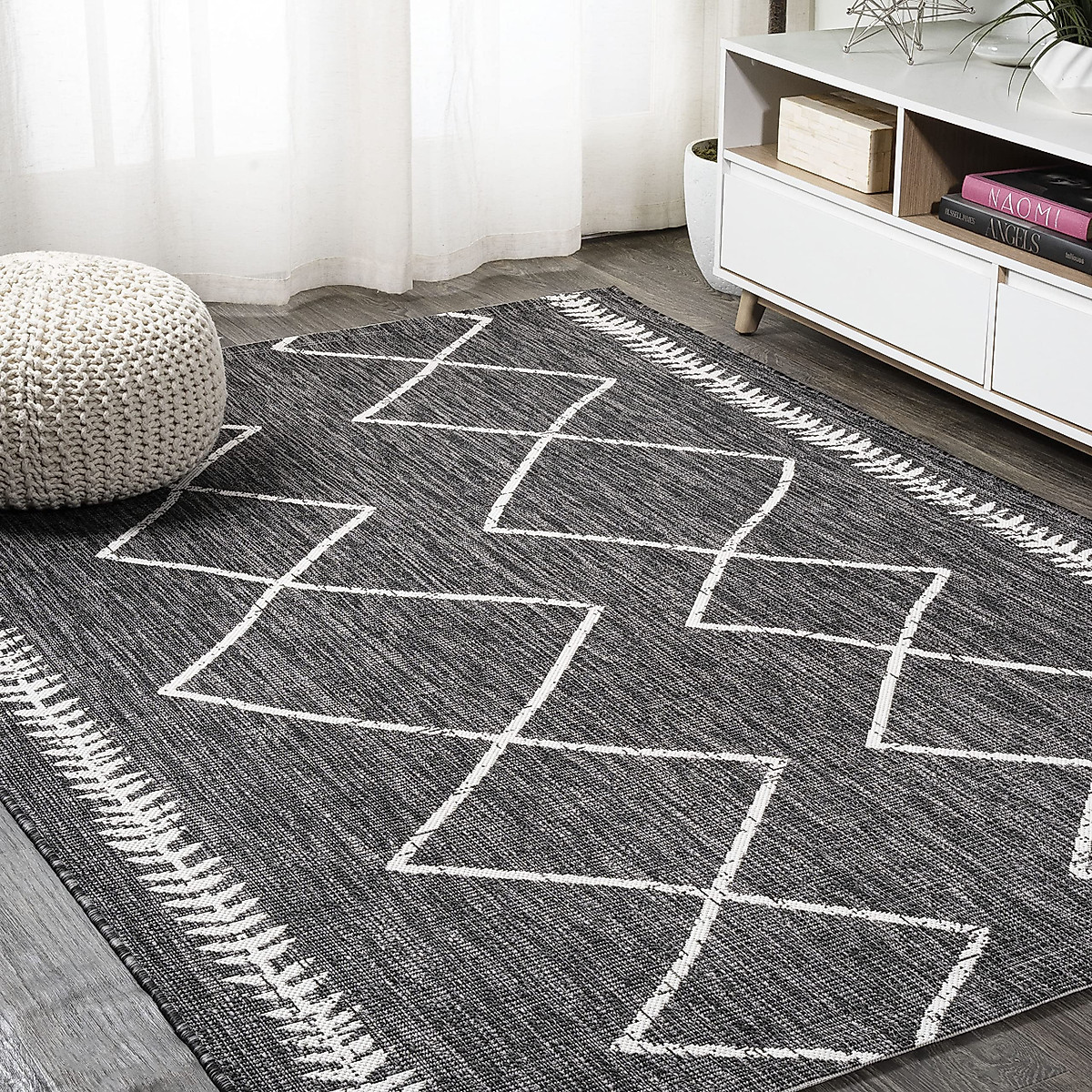 JONATHAN Y SMB129E-8 Derya Tribal Diamond Trellis Indoor Outdoor Area-Rug Bohemian Contemporary Easy-Cleaning Bedroom Kitchen Backyard Patio Non Shedding, 8 X 10, Black/Ivory
