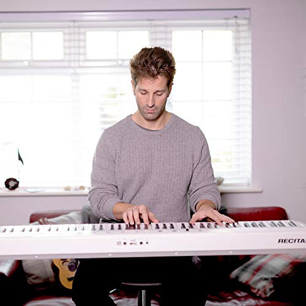 Alesis Recital – 88 Key Digital Piano Keyboard with Semi Weighted Keys, 2x20W Speakers, 5 Voices, Split, Layer and Lesson Mode, FX and Piano Lessons