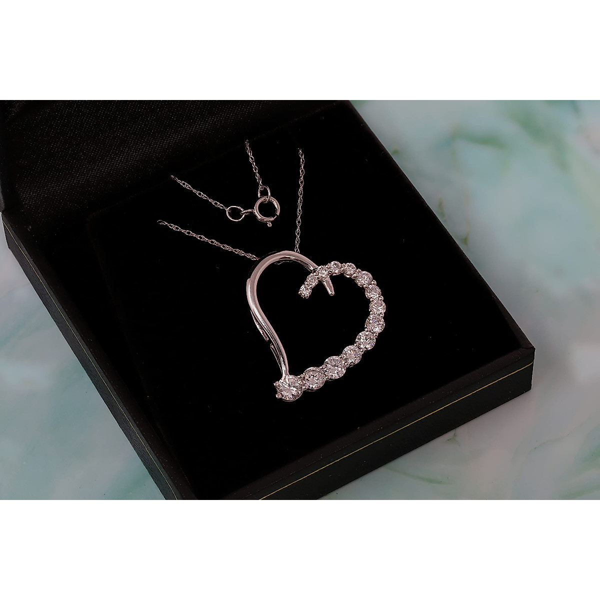 ORO LEONI 14k White Gold Cubic Zirconia Heart Pendant Necklace