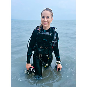 BARE 5MM Evoke Women's Wetsuit | Warmest Women's Wetsuit Within BARE Lineup | Full Stretch Neoprene Combined with a Unique Graphene Omnired Fabric | Comfortable | Great for Scuba Diving | Black 02