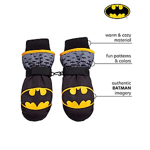 WARNER BROS Boys' Batman Ski Gloves - Superhero Logo Winter Ski Gloves or Mittens, Size 2T-4T, Batman Mitten