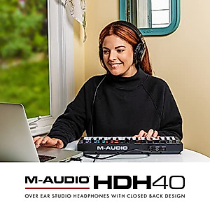 M-Audio HDH40 – Over Ear Studio Headphones with Closed Back Design, Flexible Headband and 2.7m Cable for Studio Monitoring, Podcasting and Recording