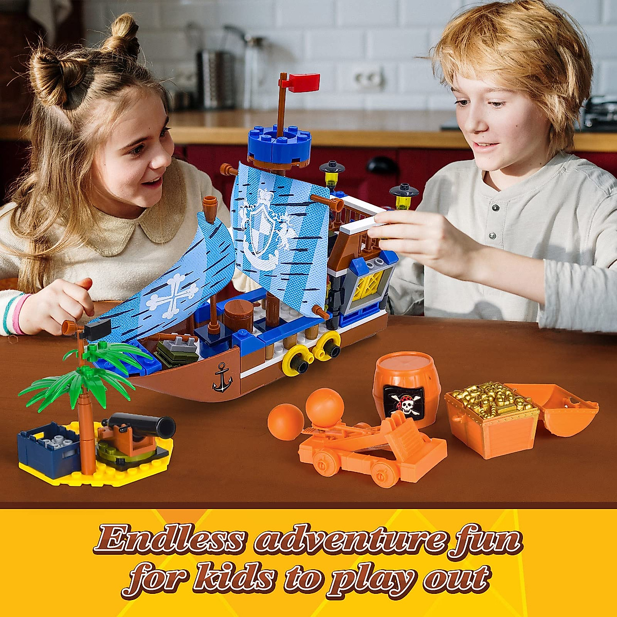 amireed Pirate Ship Toy, Pirate Ship Toys for Boys with 3 Minifigures, Treasure Island Toys, 235pcs Pirate Ship Toys for Kids Ages 6+ Indoor Birthday Party