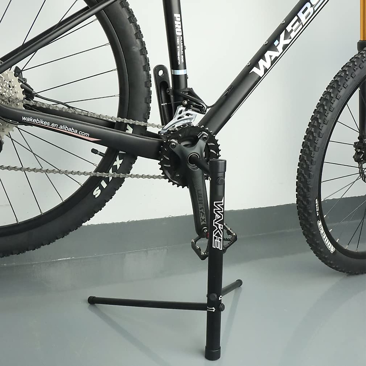 FOMTOR Bike Repair Stand (Max 60 lbs) Bicycle Mechanic Maintenance Rack Aluminum Alloy Bicycle Mechanics Workstands for MTB Mountain Bike and BMX Road Bikes (Black)