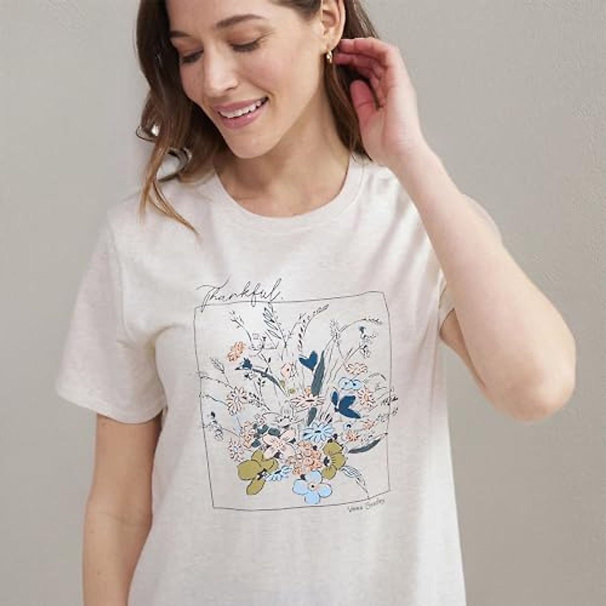 Vera Bradley Women's Cotton Short Sleeve Crewneck Graphic T-shirt (Extended Size Range), Sunlit Garden Sage, X-Large