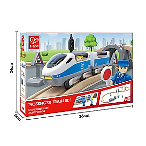 Hape E3729 Figure 8 Safety Train Railway Set, 14.76" L x 3.15" W x 9.45" H, Multicolor
