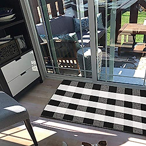 Aracon Buffalo Check Rug 27.5'' x 43'' Plaid Rug Reversible Cotton Hand-Woven Carpet Outdoor Black and White Checked Fall Decor Rug for Layered Front Porch Door Mats, Entryway, Farmhouse