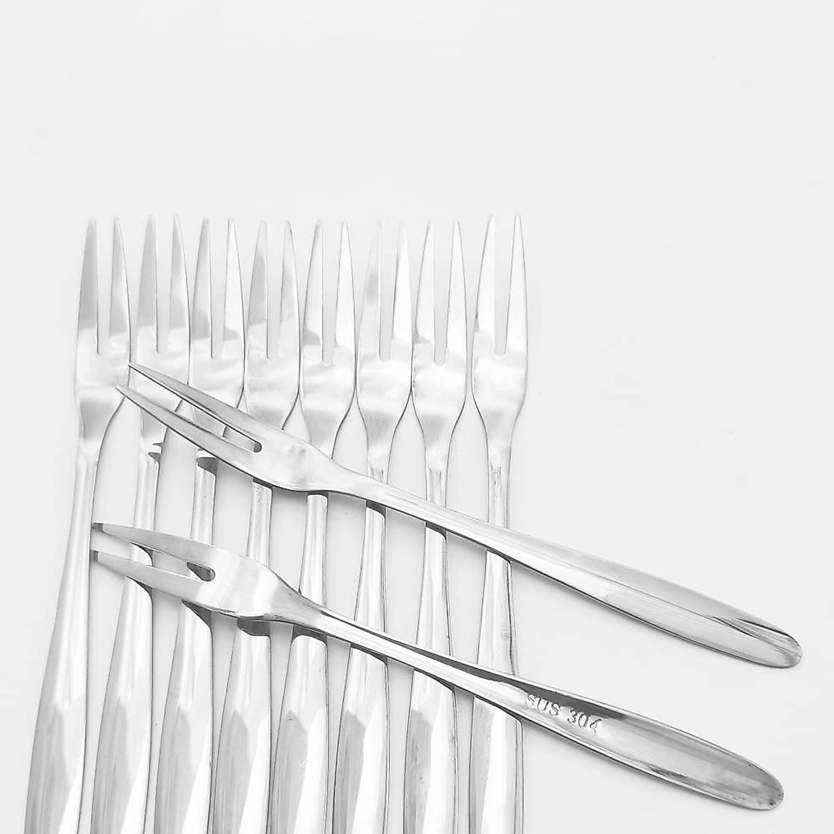 10pcs stainless steel 304 forks,Fruit, dessert, party use. Multi-purpose small stainless steel fork, exquisite life indispensable companion