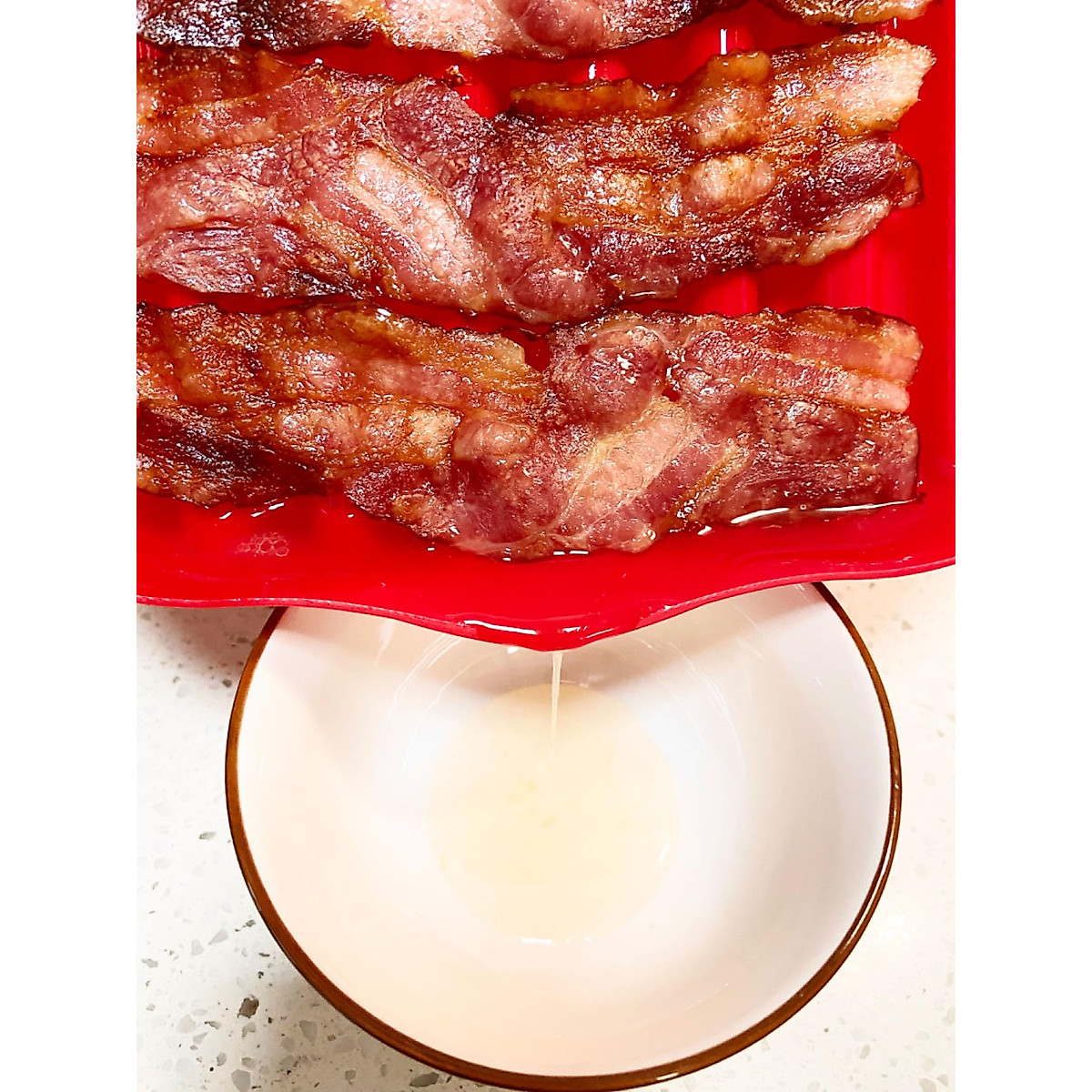 Kanpion Microwave Bacon Tray with Lid - Quick, Crispy Bacon in Minutes, BPA-Free, Easy to Clean, Microwave Bacon Cooker with Cover, Holds 4-5 Strips of Bacon, Healthier Breakfast Option