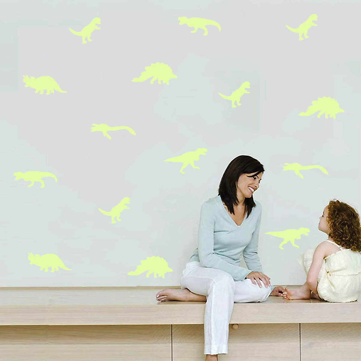 ufengke 9-pcs Dinosaurs Wall Decals Fluorescence Stickers Glow in The Dark, Children's Room Nursery Removable Wall Stickers Murals