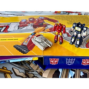 Transformers My Busy Books - Storybook, 10 figurines, playmat