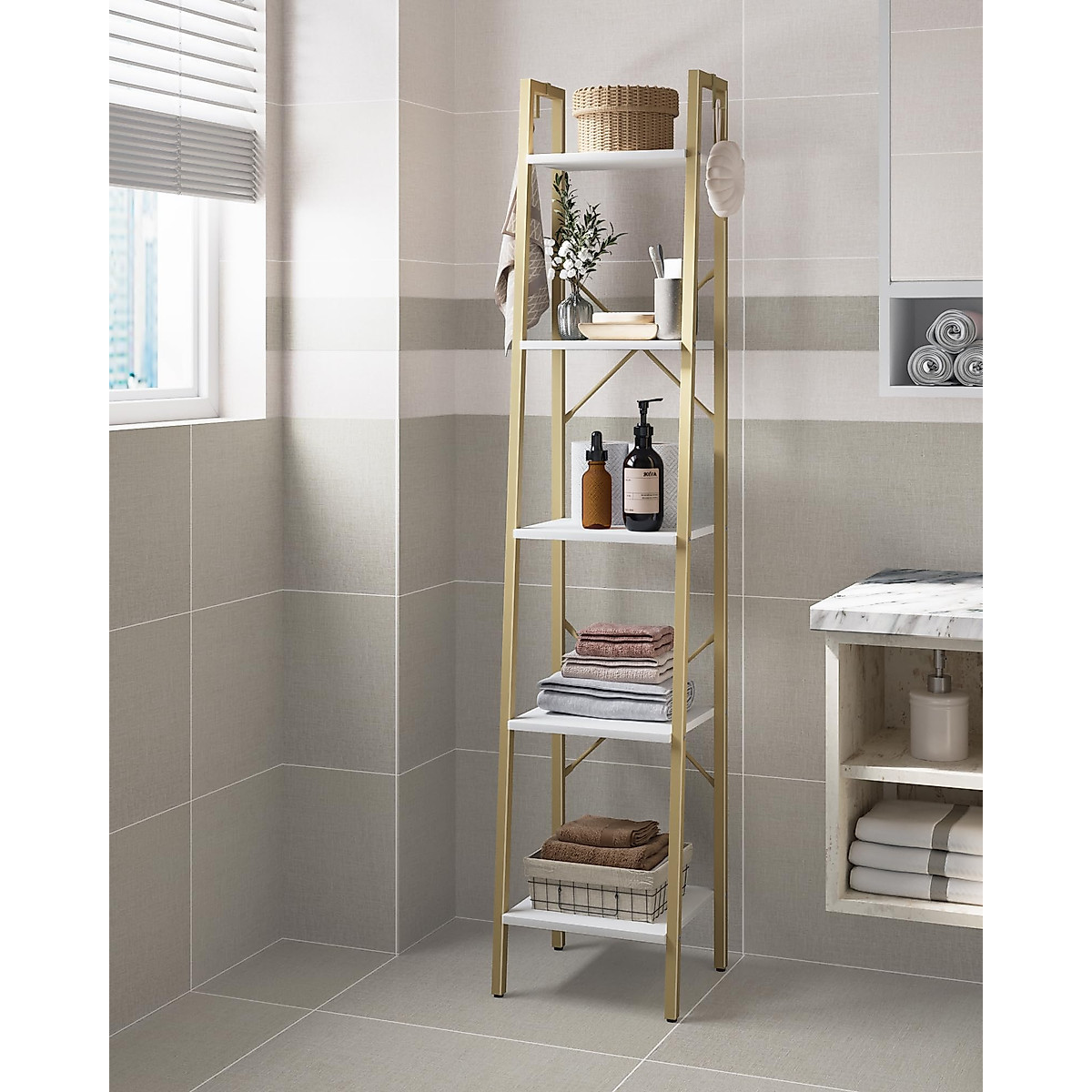 Hzuaneri Ladder Shelf, Bookshelf Bookcase, Freestanding Corner Storage Shelve with 2 Hooks for Home Office, Living Room, Kitchen, Bedroom, Industrial, 5-Tier White Gold BC03213G