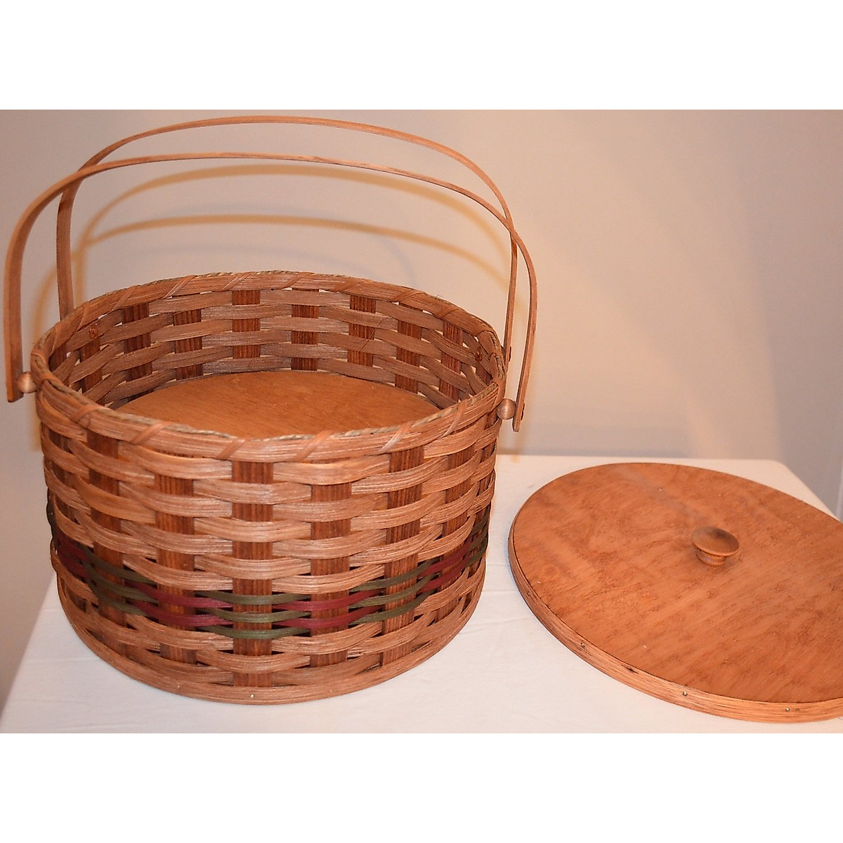 Amish Handcrafted Round Double Pie Basket with Two Swivel Handles, Divider Tray and Lid - Authentic and Collectible Basket Handmade in USA - Natural Basket Colors Which May Vary