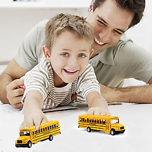 KOMENDANT 2 Pack 5.5inch Pull Back School Bus Playset, Die-cast Metal Toy Play Vehicles with Yellow for Kids Boys Toddlers