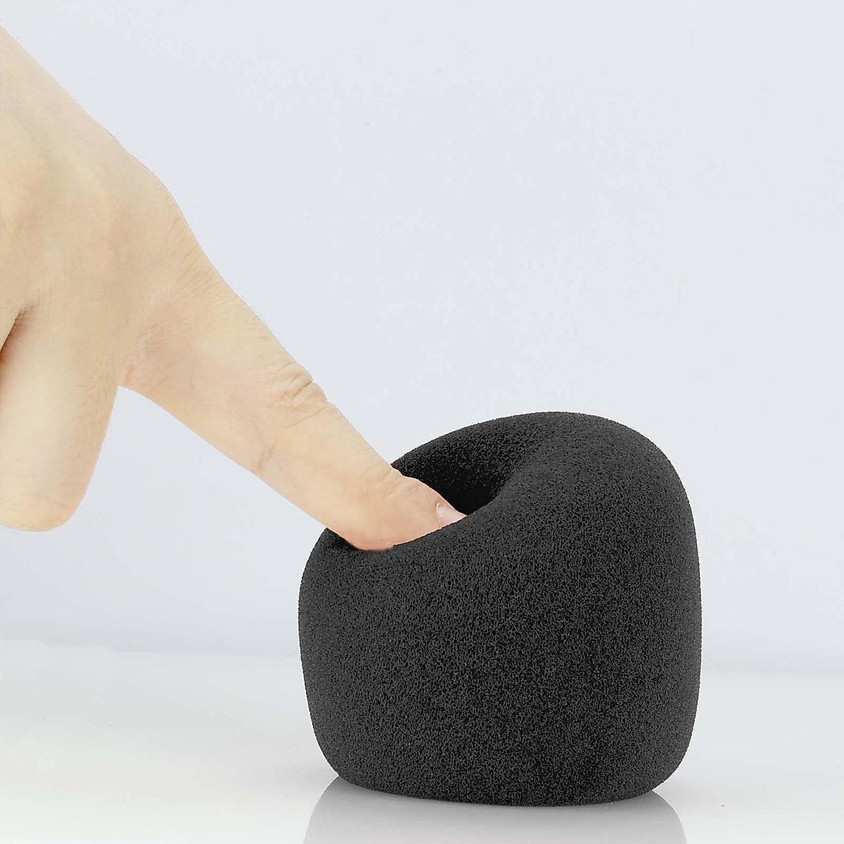 LEFXMOPHY SM58 Windscreen, Mic Foam Replacement for Shure SM58 SM48 Vocal Microphone Pop Filter, Black Noise-cancellation Windsock Cover 3-pack