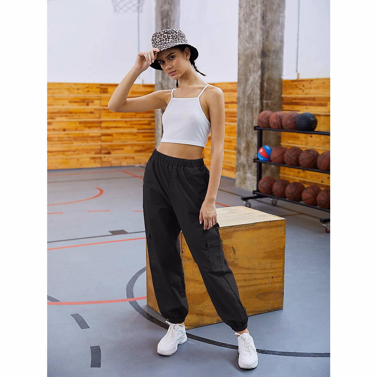 SweatyRocks Women's Casual Elastic Waist Jogger Workout Cargo Pants with Pockets Pure Black XS