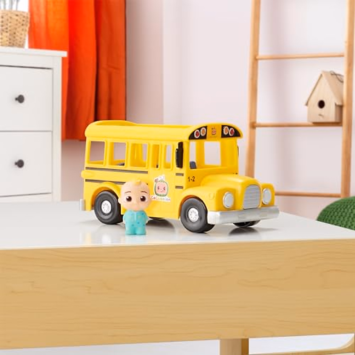 CoComelon Musical Yellow School Bus ,WT80113