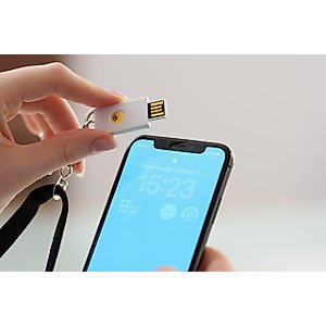 Identiv uTrust FIDO2 NFC Security Key USB-A (FIDO, FIDO2, U2F, PIV, TOTP, HOTP, WebAuth)