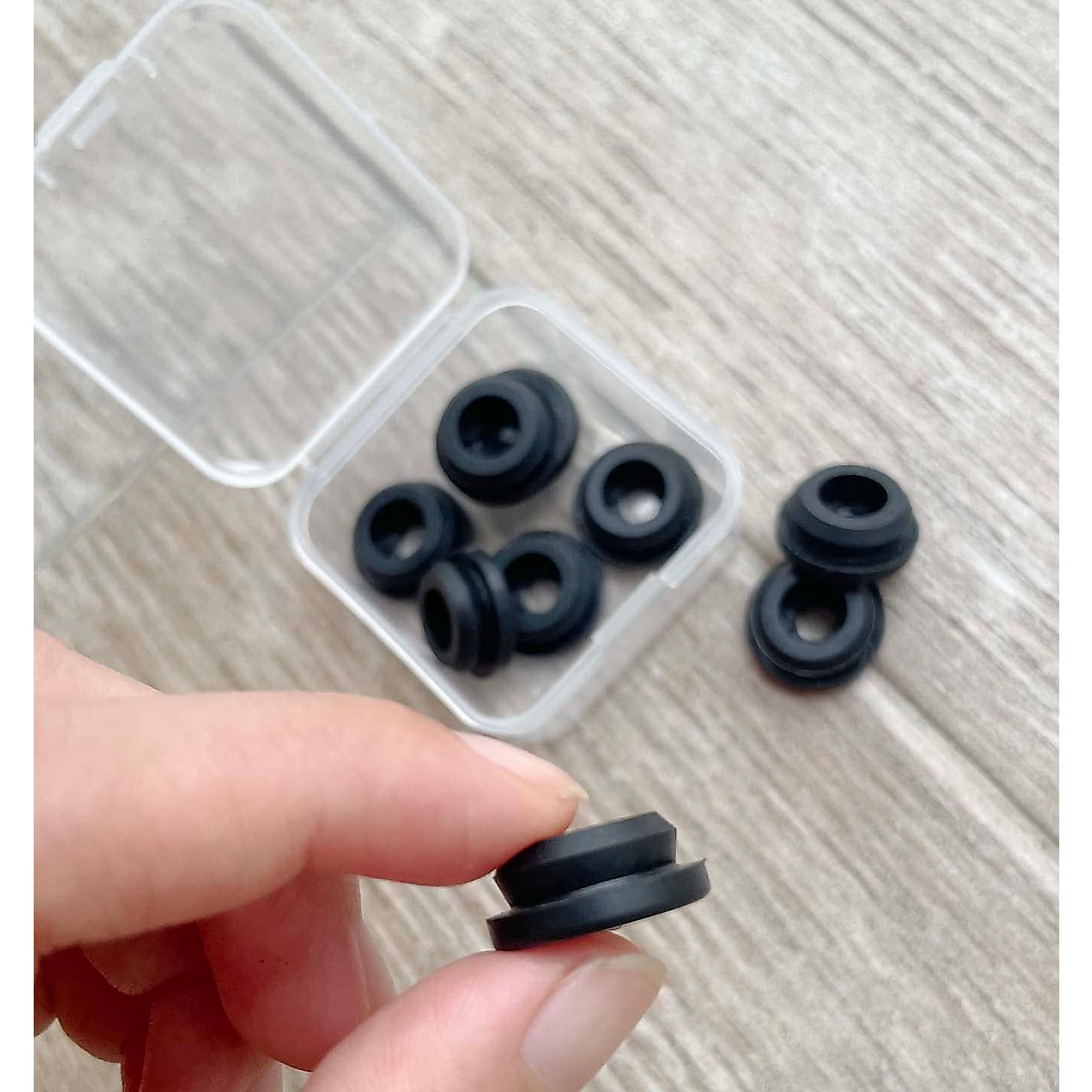 RV Stove Grommets Kit for Magic Chef Stove Grates, RV Stove Rubber Grommets Protect Your Suburban Stove Top From Scratches (8 Pack)