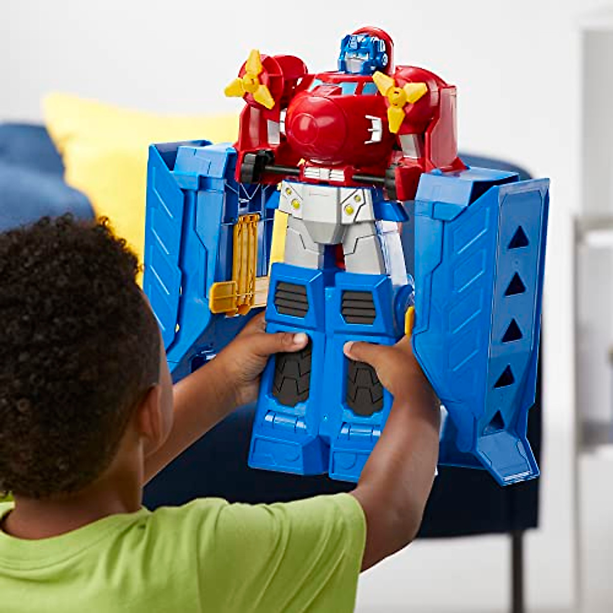 Transformers Optimus Prime Jumbo Jet Wing Racer Playset with 4.5-inch Bumblebee Racecar Action Figure Converting Toys, Ages 3 and Up, 15-inch